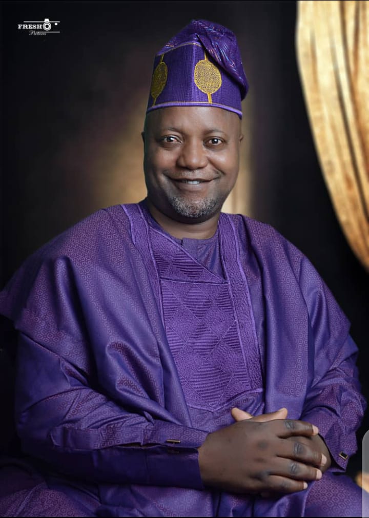 ADULOJU WELCOMES OVER 100 RETURNEES BACK TO WARD. – JIROL TV