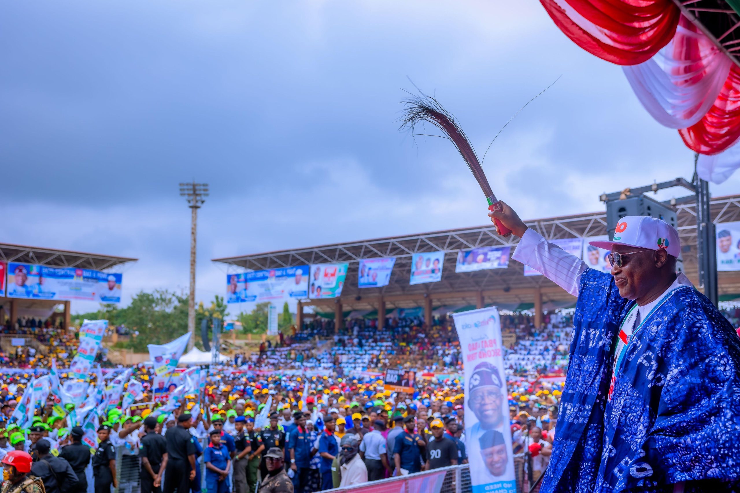 Ekiti stands still as Political Heavyweights Endorse Tinubu, Oyebanji ...